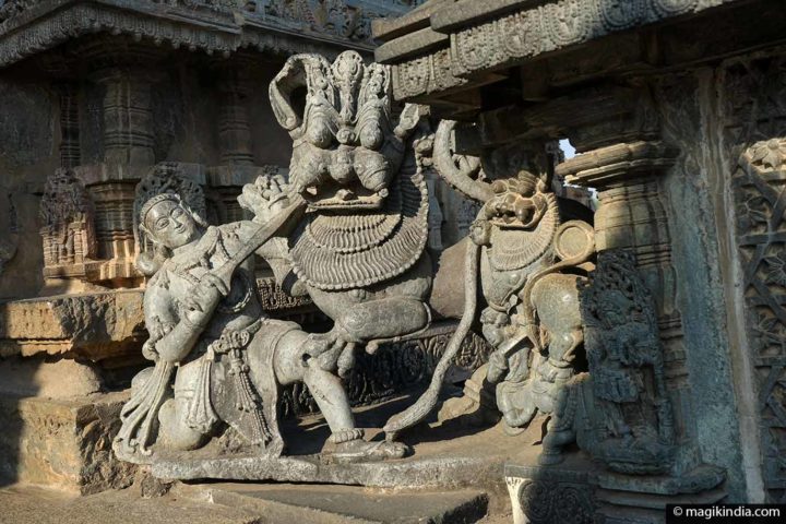 Belur (Beluru), city of the "handsome Vishnu" - MAGIK INDIA
