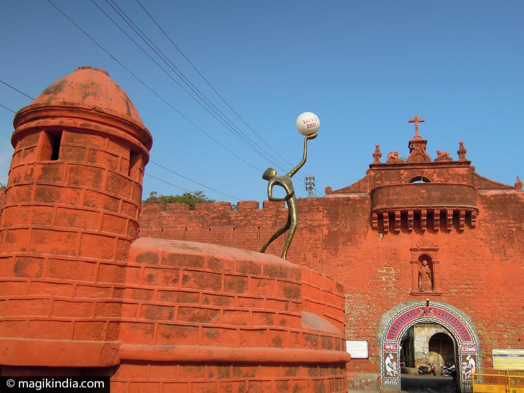 Diu, l'ancien comptoir portugais du Gujarat - MAGIK INDIA