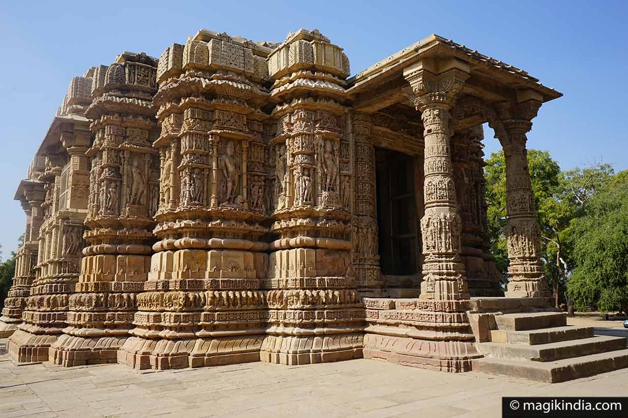 Modhera, the majestuous Sun Temple of Gujarat - MAGIK INDIA