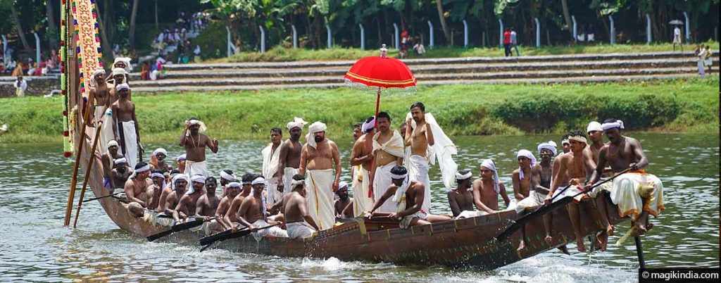 Aranmula and the fascinating Vallamkali Snake-Boat Race - MAGIK INDIA