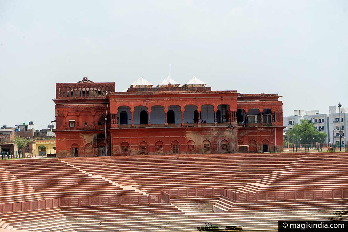 Lucknow, the city of Nawabs and Tehzeeb - MAGIK INDIA