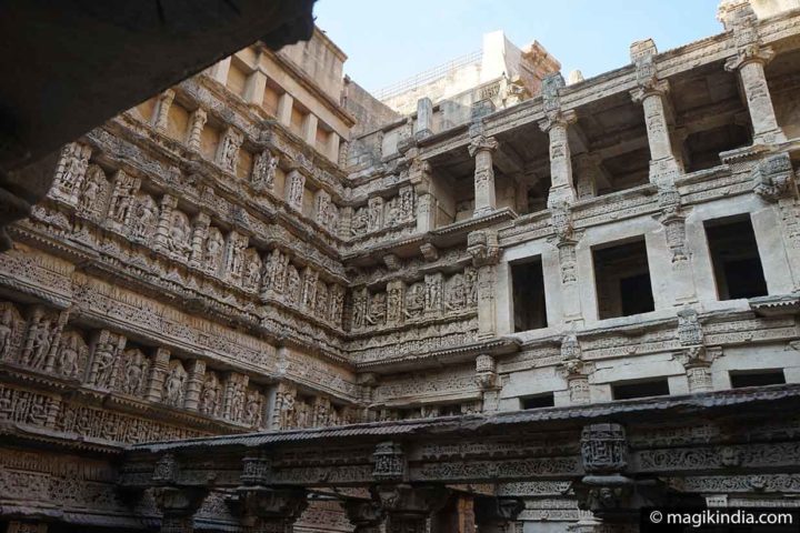 Patan, Rani-ki-Vav and Patola sari - MAGIK INDIA