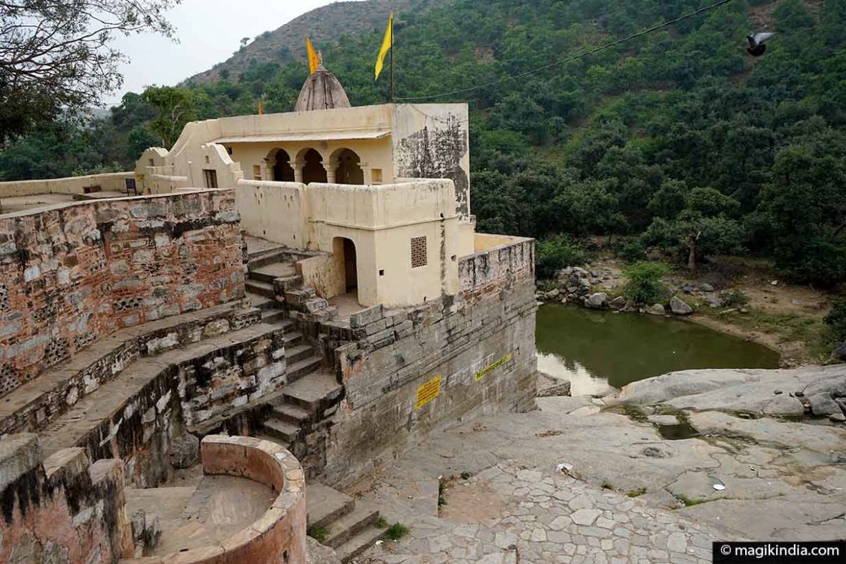 Pushkar, the abode of lord Brahma - MAGIK INDIA