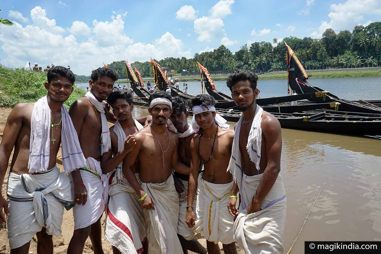 Aranmula and the fascinating Vallamkali Snake-Boat Race - MAGIK INDIA