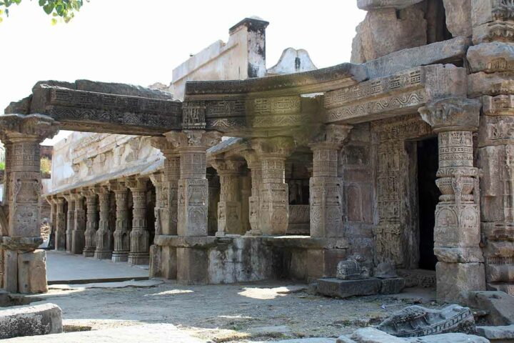 Sarneshwar Mahadev, the temple-fort of Sirohi - MAGIK INDIA