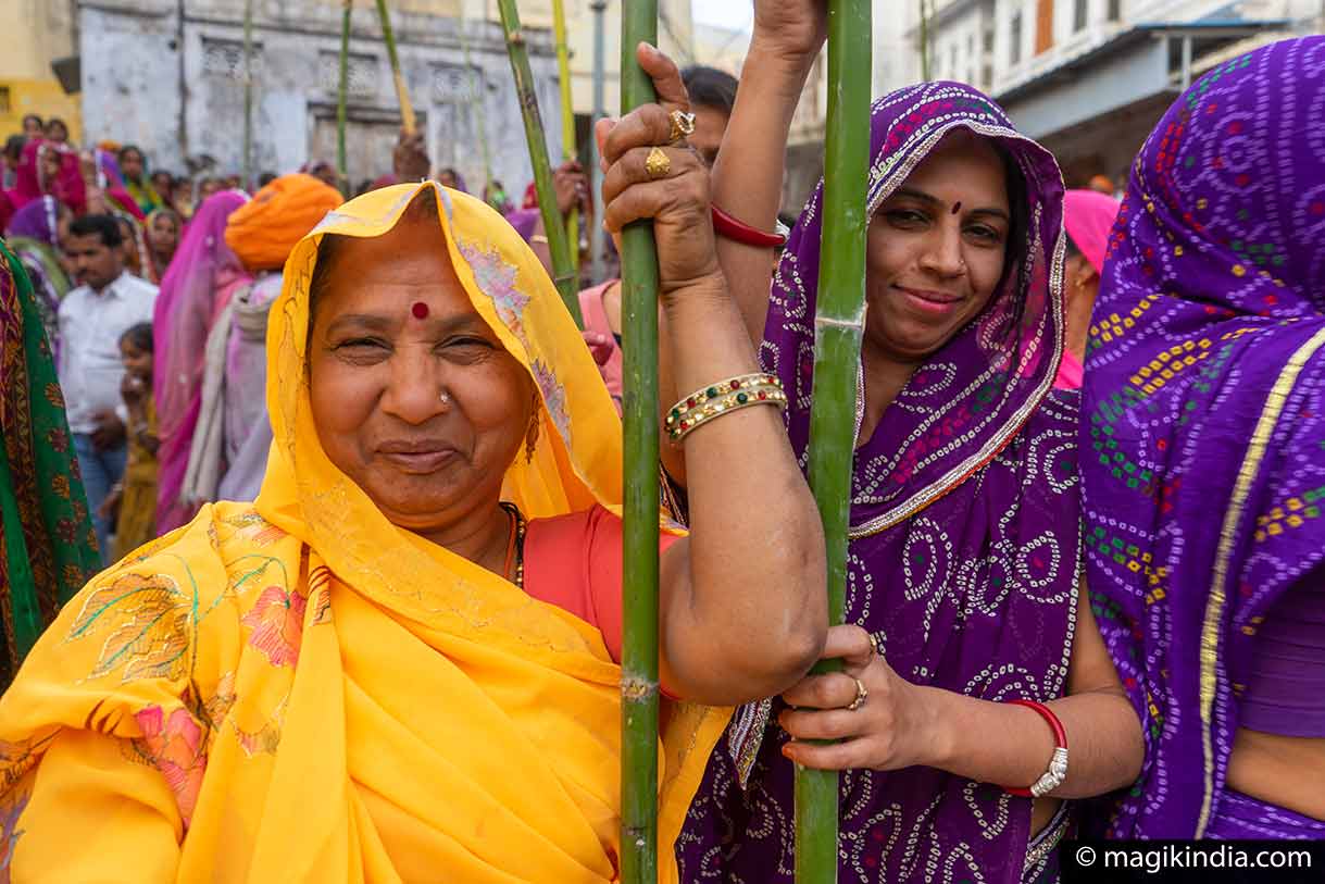 La signification de Holi, le festival des couleurs de l'Inde - MAGIK INDIA