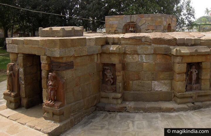The intriguing temples of the 64 Yoginis - MAGIK INDIA
