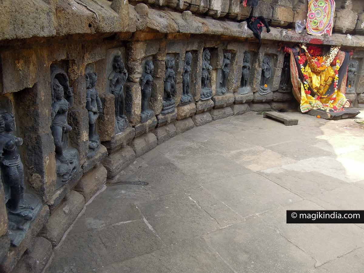 The intriguing temples of the 64 Yoginis - MAGIK INDIA