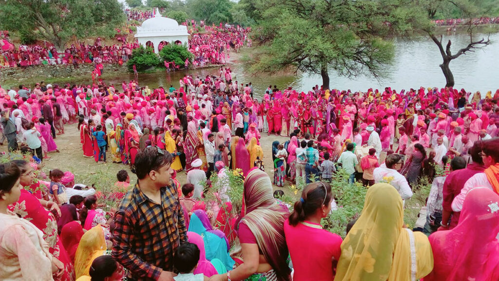 Charbhuja Garhbor, the temple of the Gurjars of Rajasthan - MAGIK INDIA