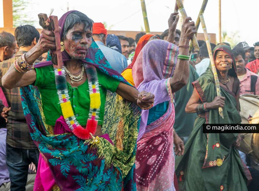 Holi in Rathwa Land - MAGIK INDIA