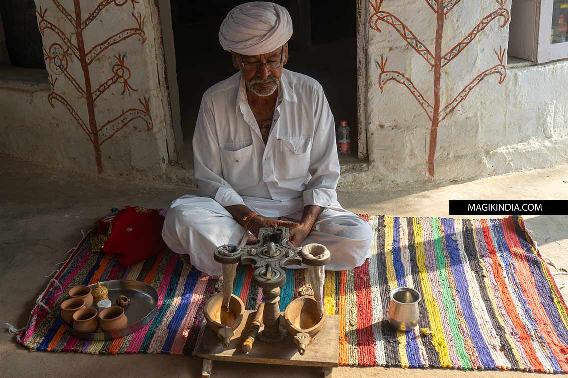 Salawas and its Panja Dhurrie tradition - MAGIK INDIA