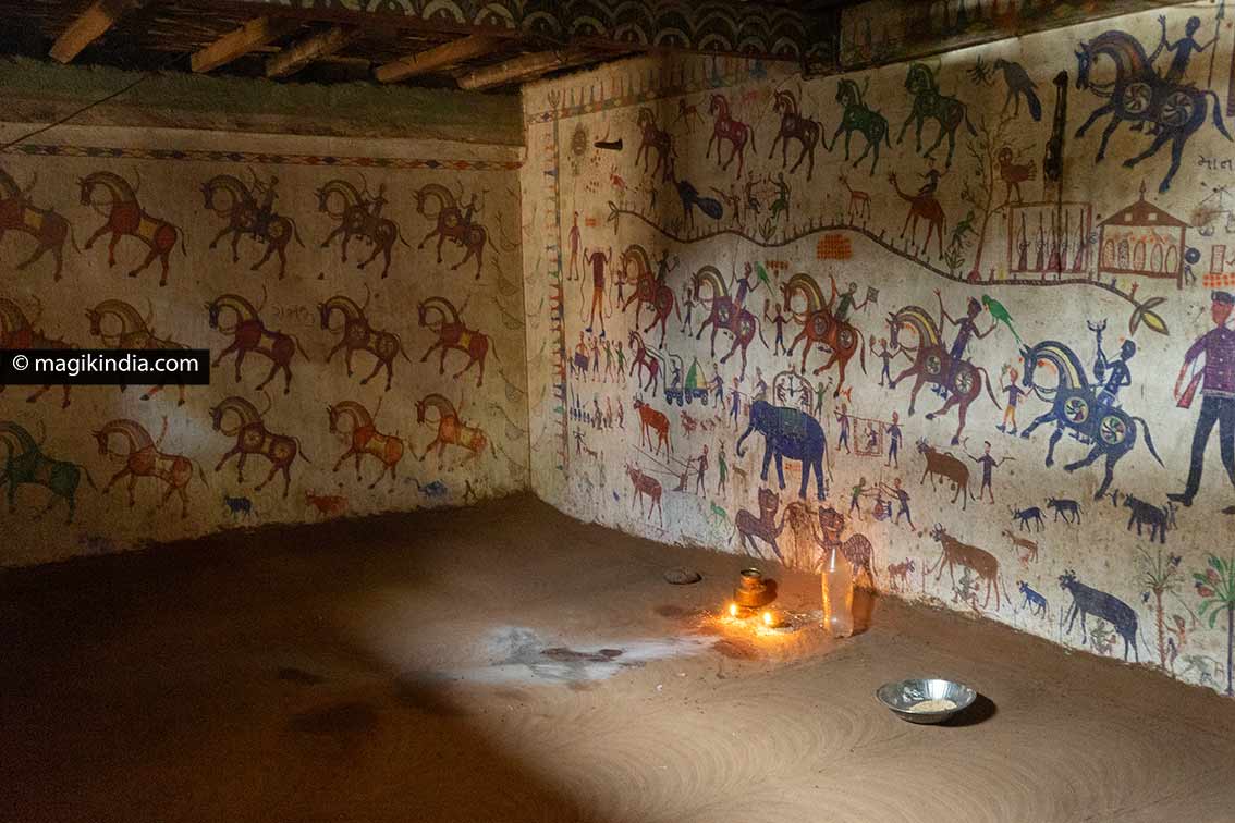 Pithora, the art ritual of Rathwa people - MAGIK INDIA