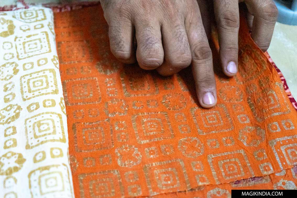 Batik in Kutch, the print of ancestral know-how - MAGIK INDIA