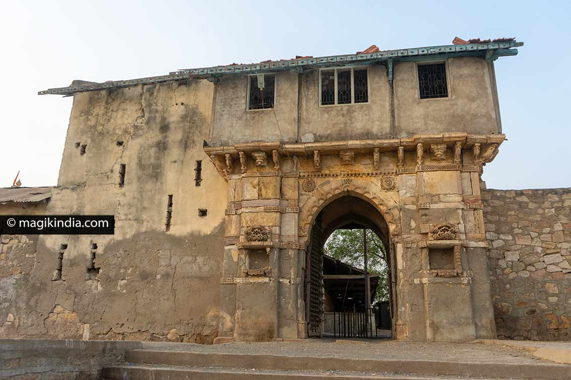 Sayla, city of the Jhalas - MAGIK INDIA