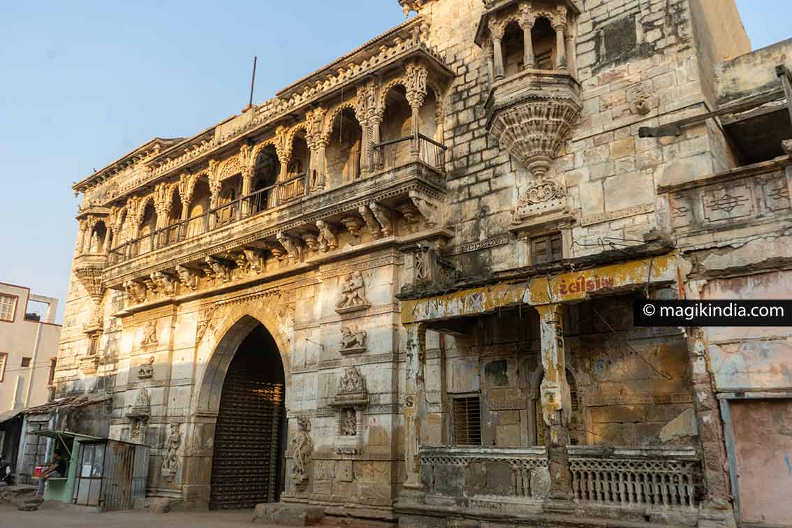 Sayla, city of the Jhalas - MAGIK INDIA