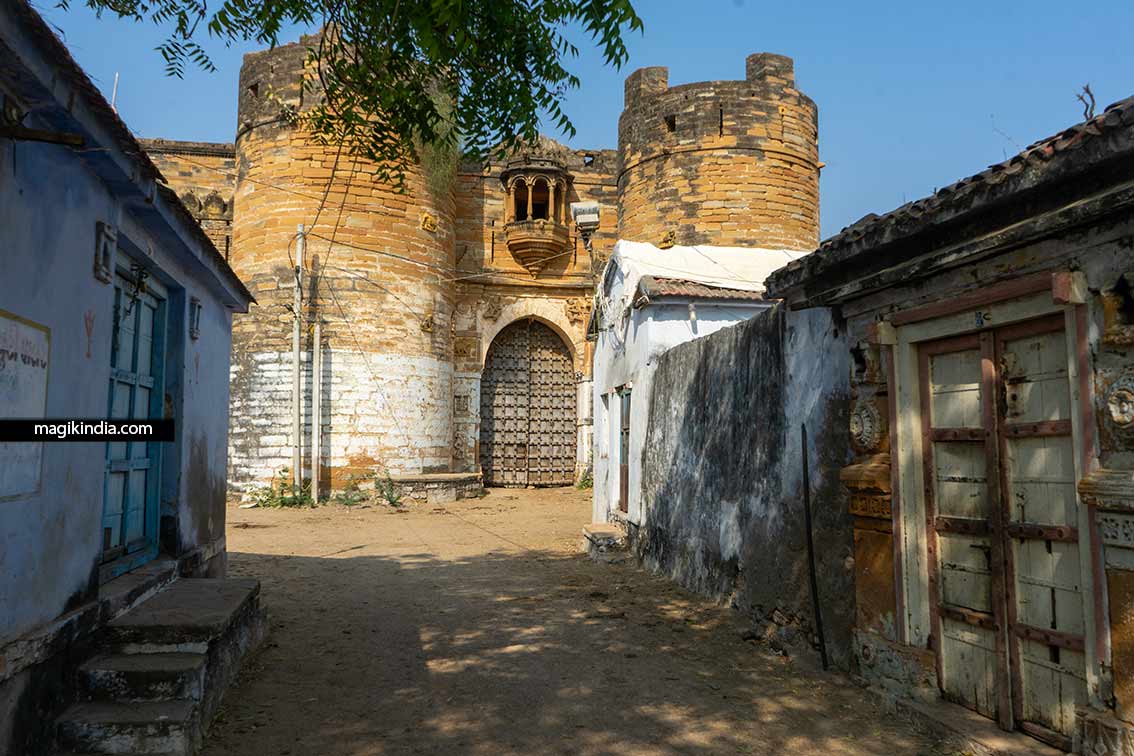Tera, one of the "Moti Panchtirthi" of Kutch - MAGIK INDIA
